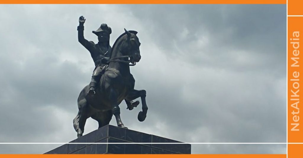 Une Statue De Jean-Jacques Dessalines Vandalisée Le Jour De L ...